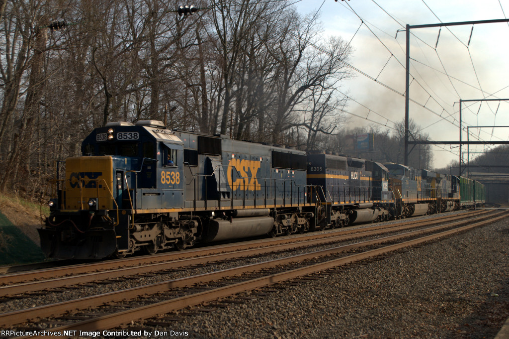 CSX SD50-2 8538 leads Q702-12